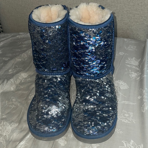UGG | Shoes | Silverblue Sequin Classic Short Uggs Guc | Poshmark